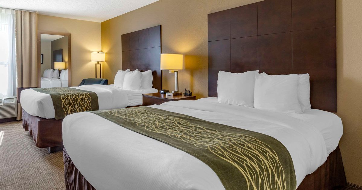 Comfort Inn Clinton from $123. Clinton Hotel Deals & Reviews - KAYAK