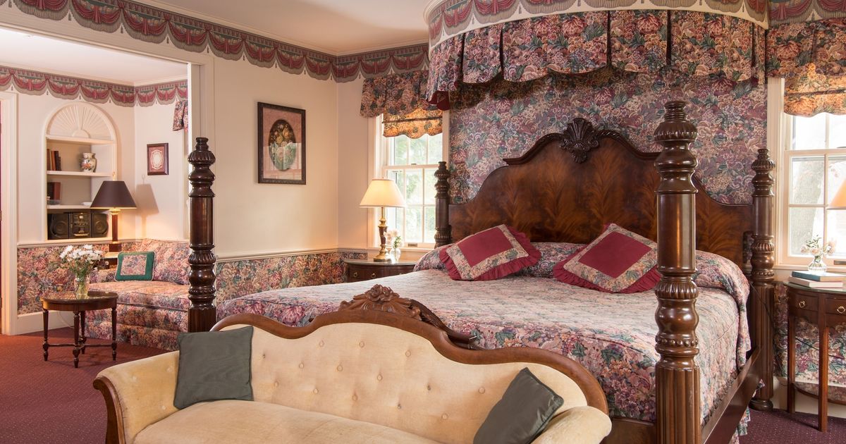 Asa Ransom House from $175. Clarence Hotel Deals & Reviews - KAYAK