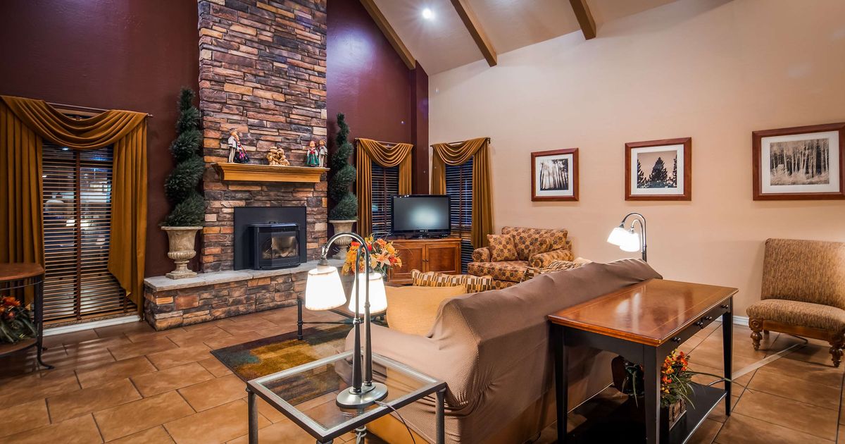 Best Western Inn of Pinetop from $79. Pinetop-Lakeside Hotel Deals ...