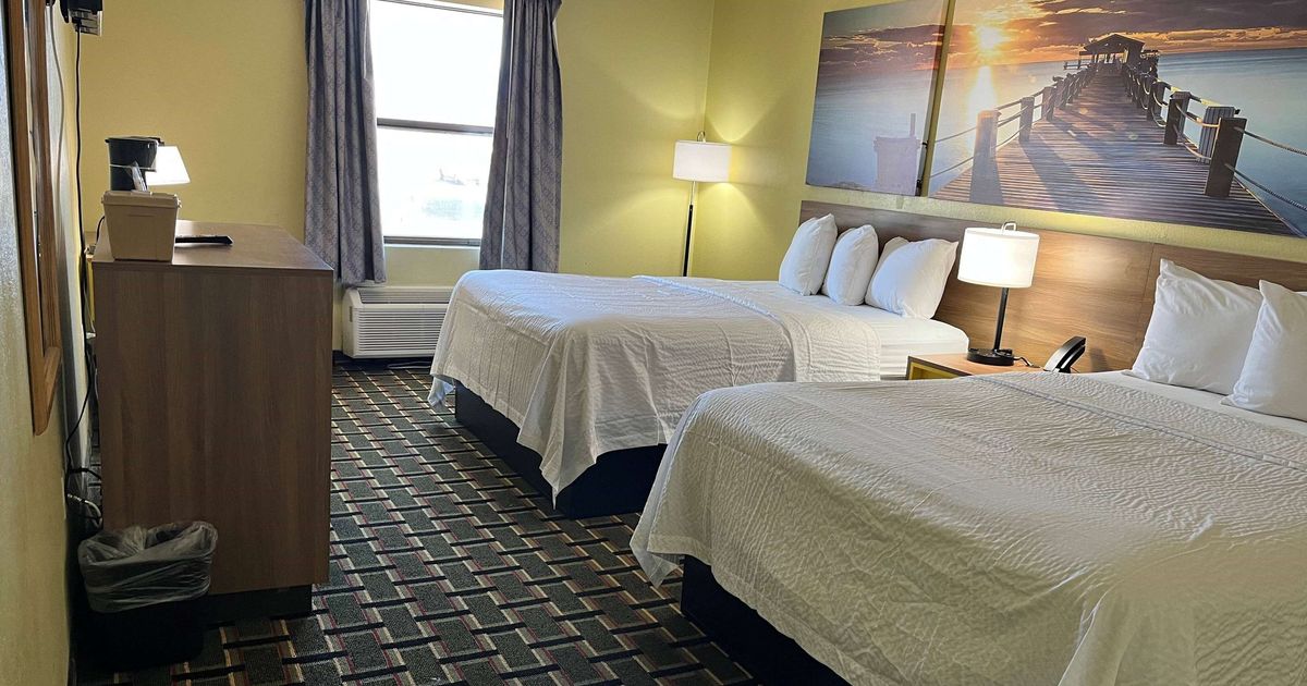 Days Inn by Wyndham Park City Kansas from $59. Wichita Hotel Deals ...