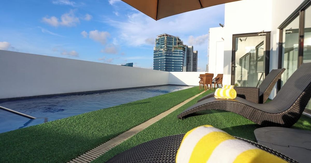 Privato Makati $18. Makati Hotel Deals & Reviews - KAYAK