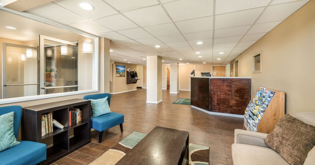 Quality Inn and Suites near NAS Fallon $115. Fallon Hotel Deals ...