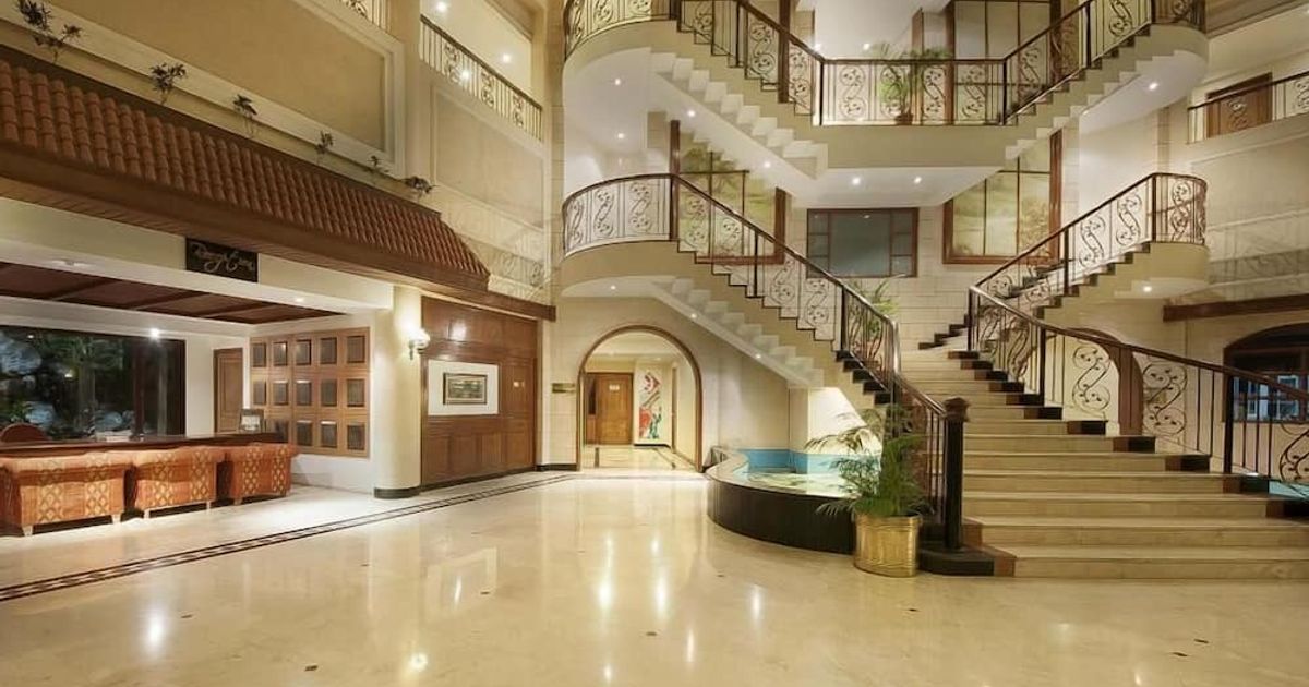 The Lagoona Resort ₹ 4,370. Lonavala Hotel Deals & Reviews - KAYAK