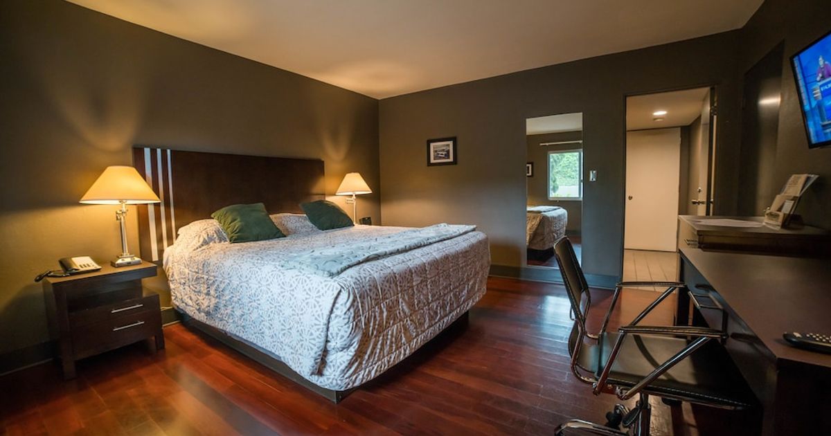 Lemon Tree Inn from $95. Santa Barbara Hotel Deals & Reviews - KAYAK