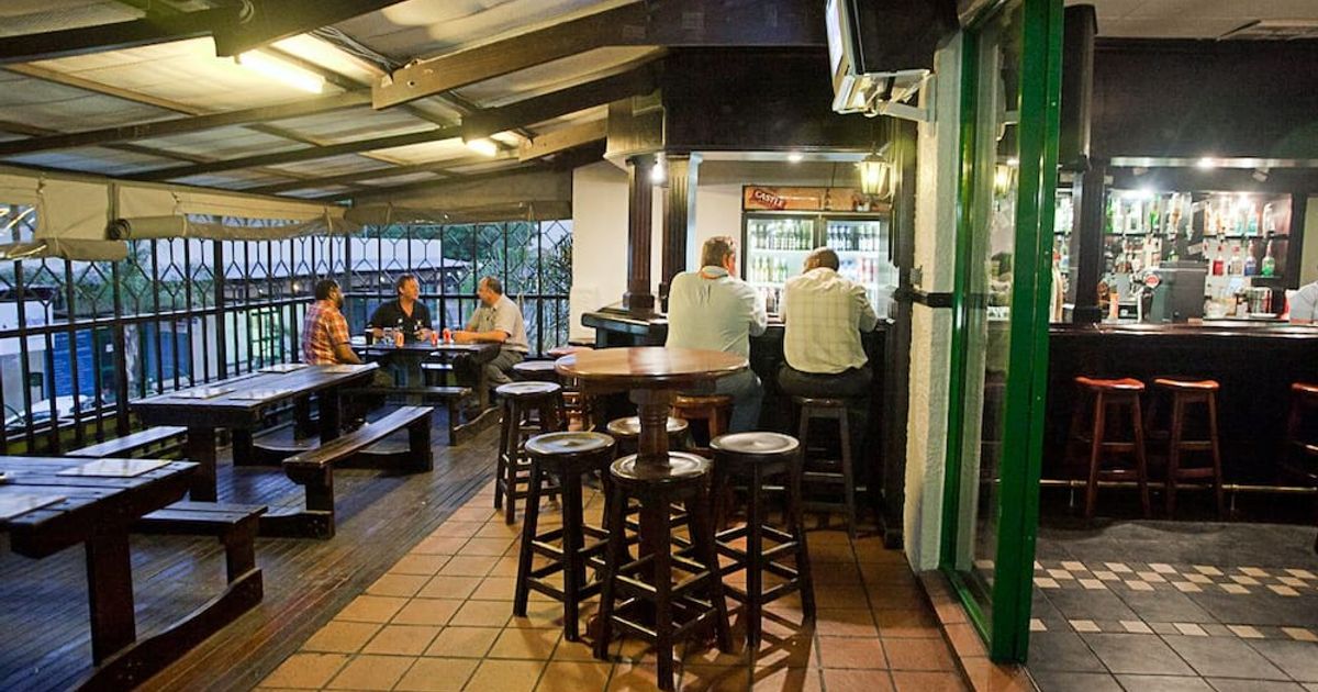 Diggers Inn desde $53 ($̶8̶1̶). Francistown Hoteles - KAYAK