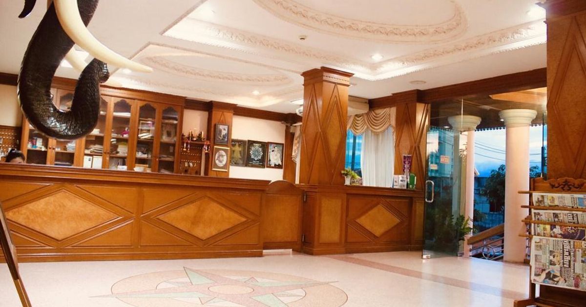 Phuthong Place from $13. Phayao Hotel Deals & Reviews - KAYAK