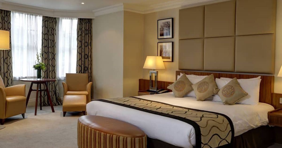 Best Western Plus Moat House Reading £56. Wokingham Hotel Deals ...
