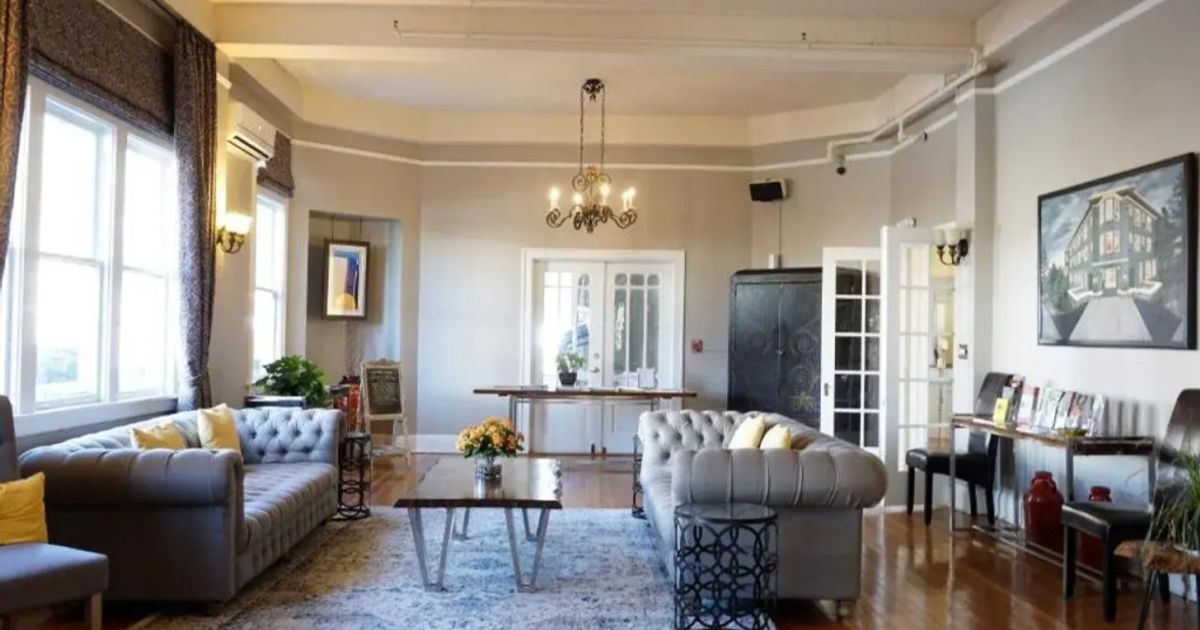 Princess Anne Hotel from $130. Asheville Hotel Deals & Reviews - KAYAK