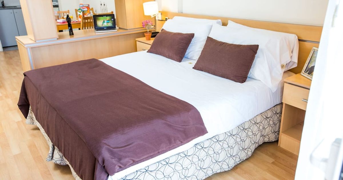 Callao Suites Recoleta £25. Buenos Aires Hotel Deals & Reviews - KAYAK