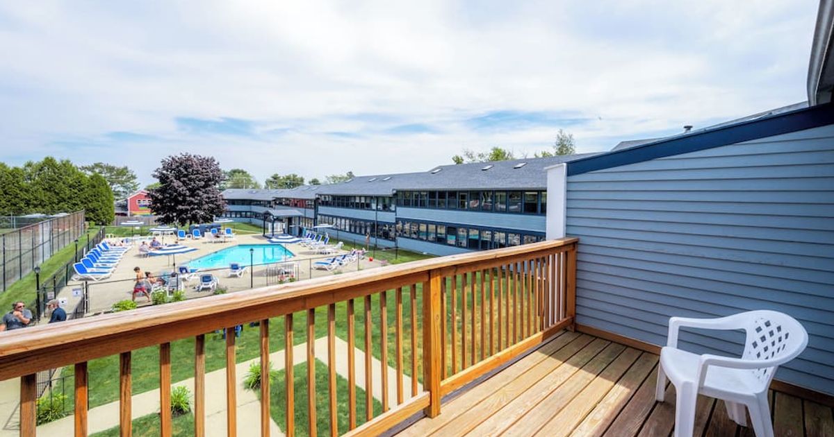 Nautical Mile Resort from $80. Wells Hotel Deals & Reviews - KAYAK