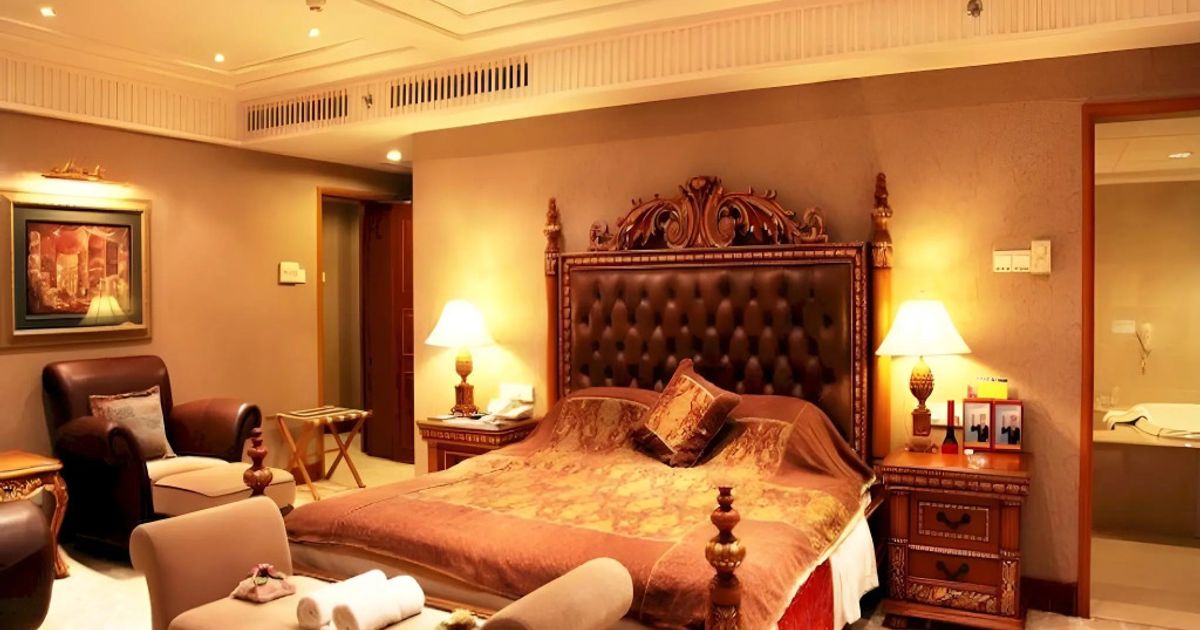 Golden Sea View Hotel Haikou from $46. Haikou Hotel Deals & Reviews - KAYAK