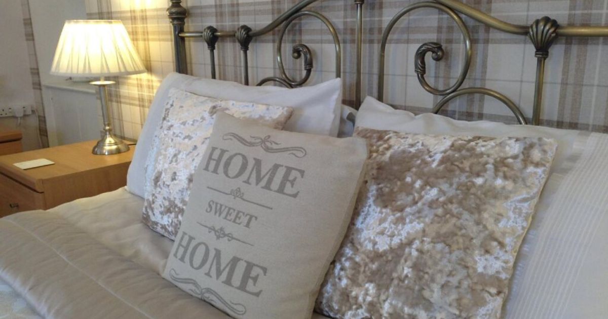 Antfield House เริ่มต้นที่ (฿̶1̶8̶,̶2̶6̶5̶) อินเวอร์เนส เบดแอนด์เบรก ...