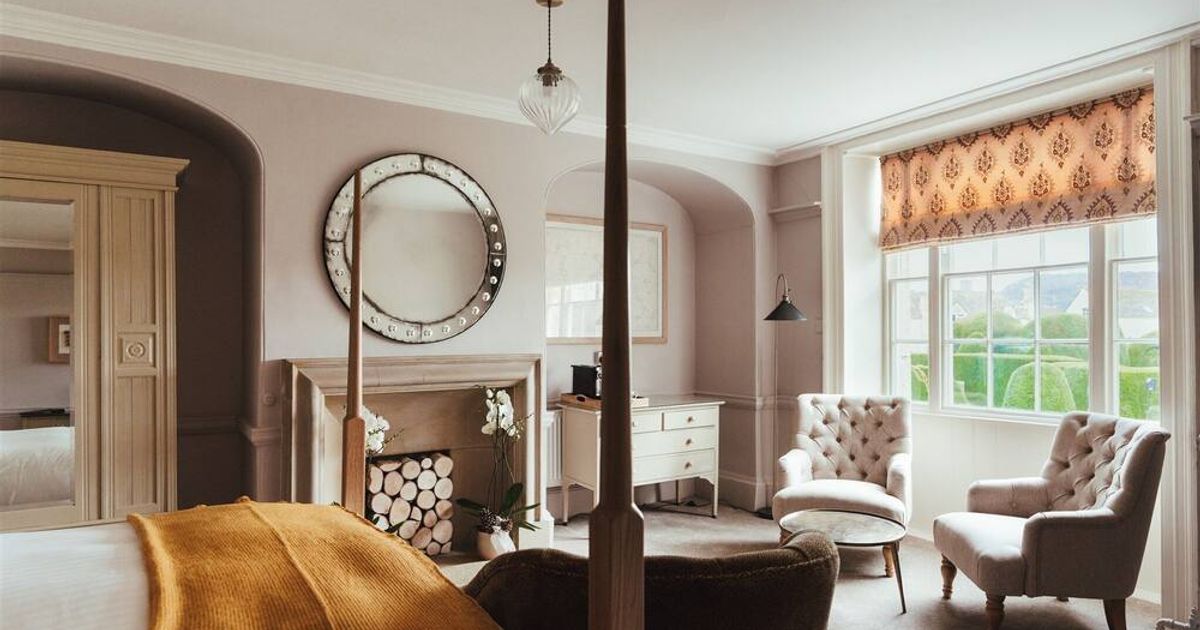 The Falcon Painswick £80. Stroud Hotel Deals & Reviews - KAYAK
