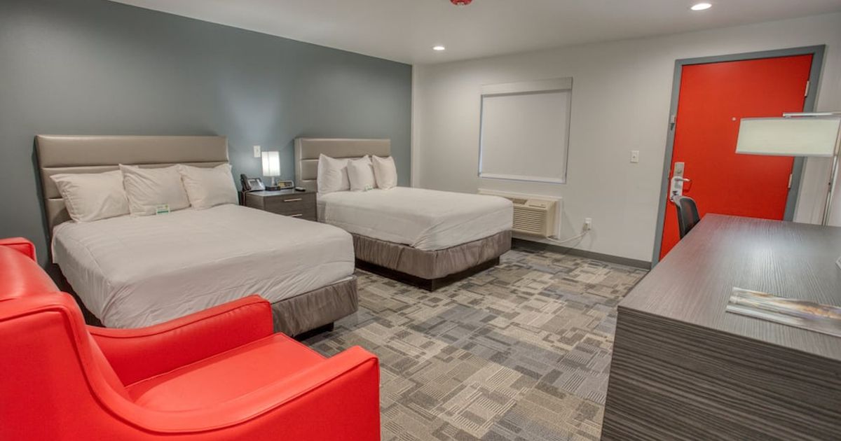 Post Time Inn from $66. Carlsbad Hotel Deals & Reviews - KAYAK