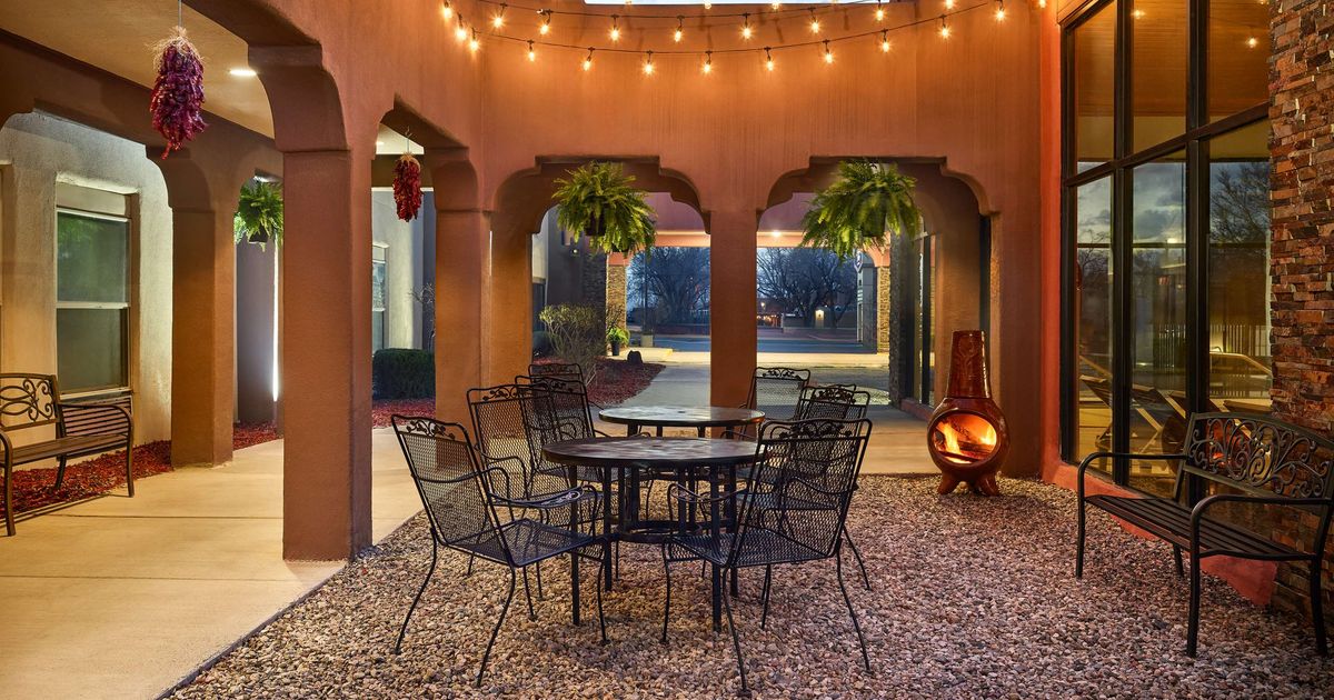 Hampton Inn Taos from $142. Taos Hotel Deals & Reviews - KAYAK