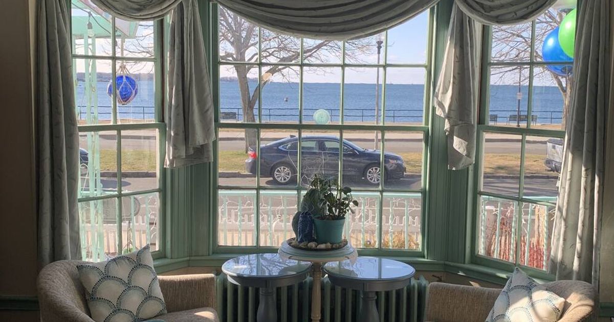 Harborview Inn £159. Gloucester Hotel Deals & Reviews - KAYAK