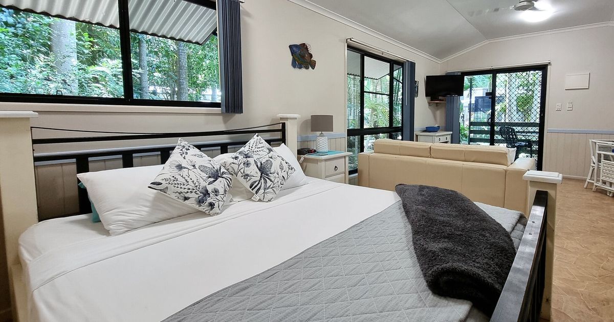 Boutique Bungalows $150. Mission Beach Hotel Deals & Reviews - KAYAK