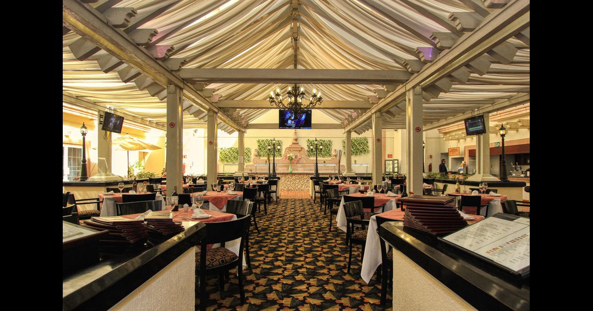 Holiday Inn Leon By IHG in León, Mexico from $70: Deals, Reviews ...