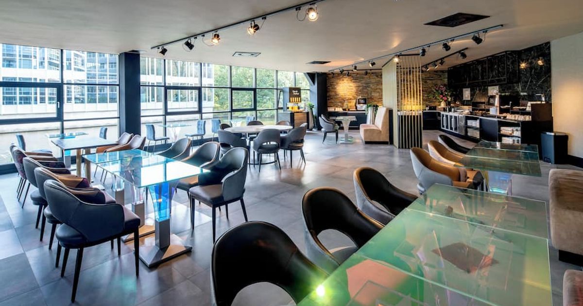 Diamond Capsule Hotel Amsterdam South £27. Amstelveen Hotel Deals ...