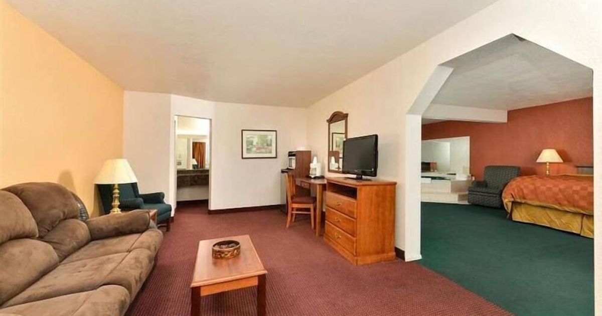 Travel Inn & Suite from $66. Springerville Hotel Deals & Reviews - KAYAK