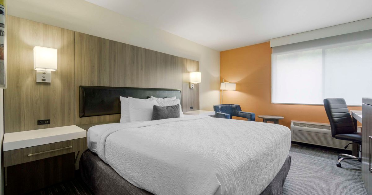 Best Western Plus Renton Inn from $97. Renton Hotel Deals & Reviews - KAYAK