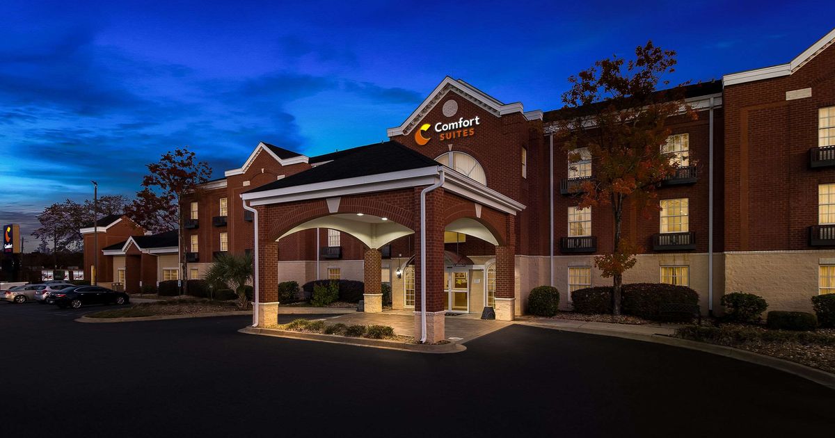 Comfort Suites Sumter Near Shaw Afb from $102. Sumter Hotel Deals ...