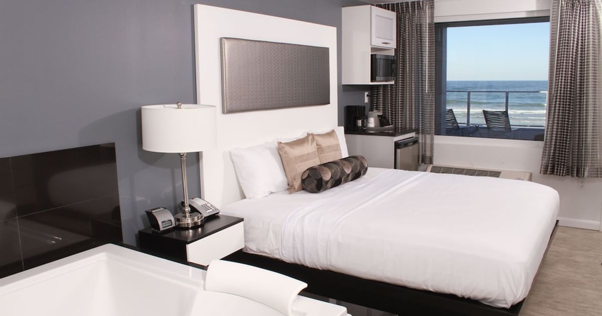 Lotus Boutique Inn & Suites from $68. Ormond Beach Hotel Deals ...