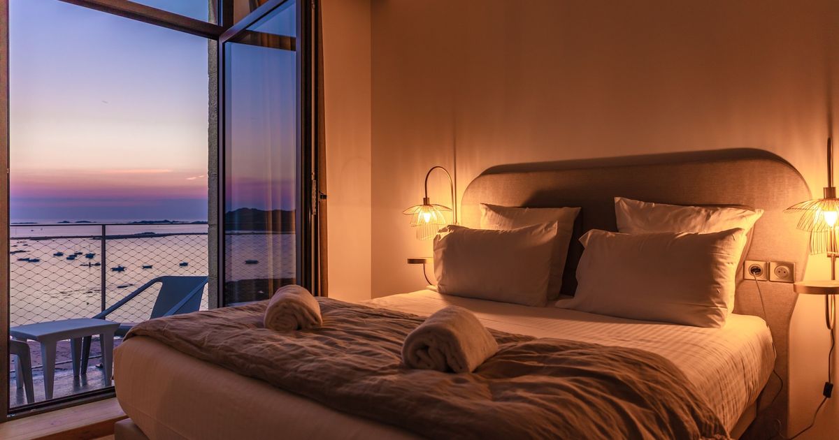 Pavillon de la plage à partir de 78 €. Hôtels à Trébeurden - KAYAK