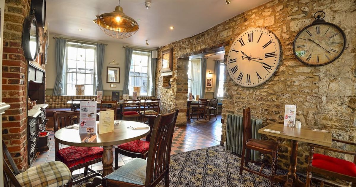 The George Hotel £70. Axminster Hotel Deals & Reviews - KAYAK