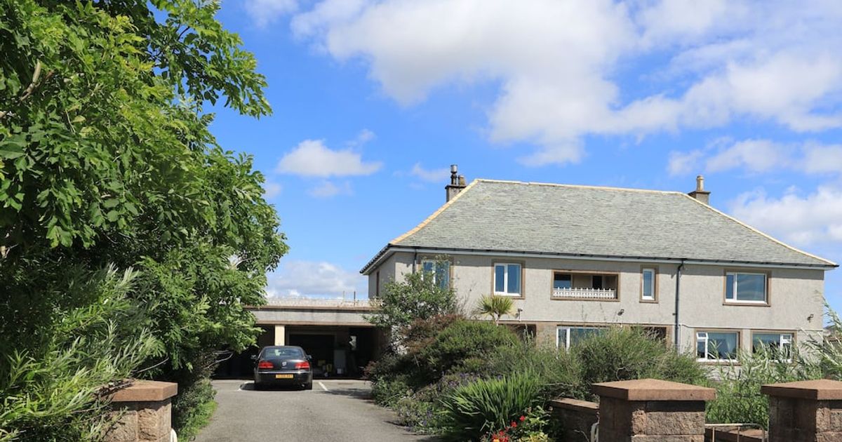 Sandwick Bay Guest House £55. Stornoway Hotel Deals & Reviews - KAYAK