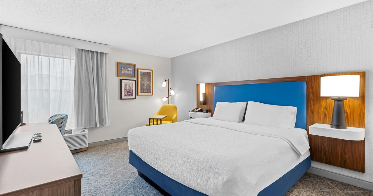 Hampton Inn Akron/Fairlawn $138. Akron Hotel Deals & Reviews - KAYAK