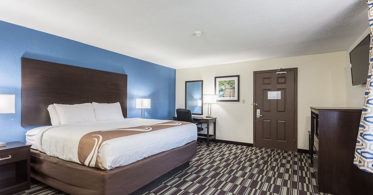 Quality Inn Farmington £43. Farmington Hotel Deals & Reviews - KAYAK