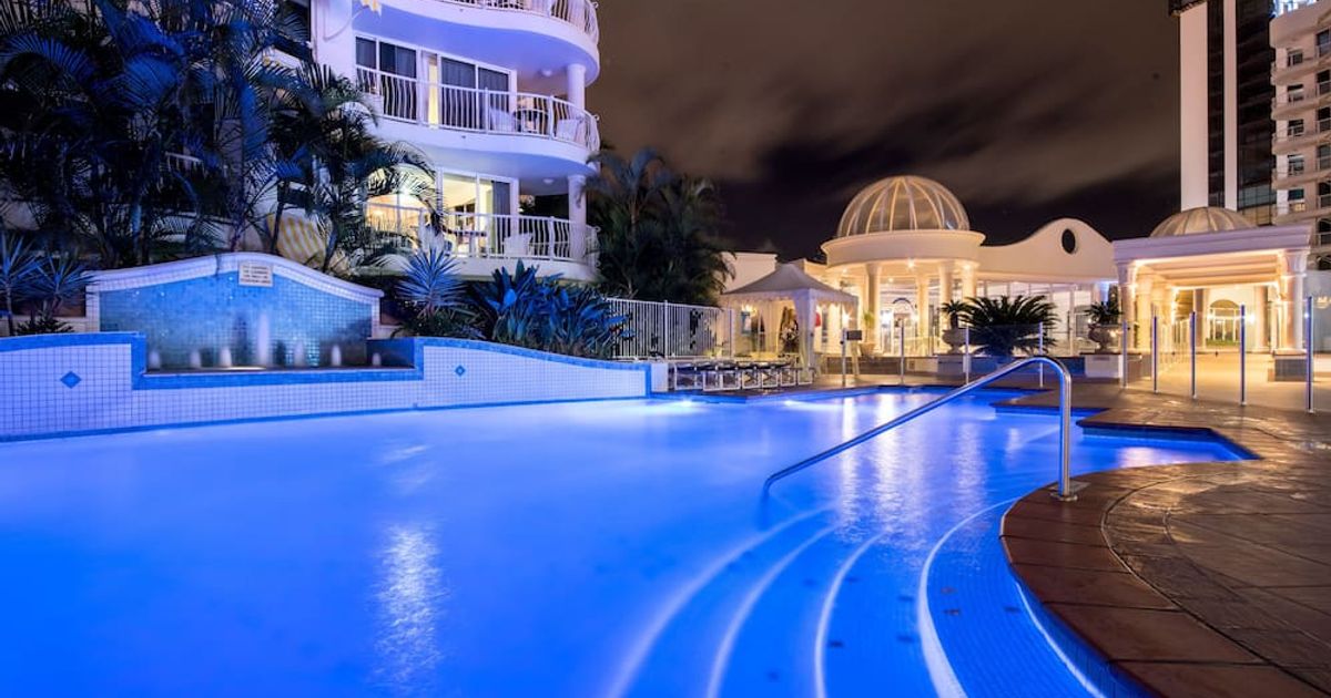 Phoenician Resort $106. Broadbeach Hotel Deals & Reviews - KAYAK