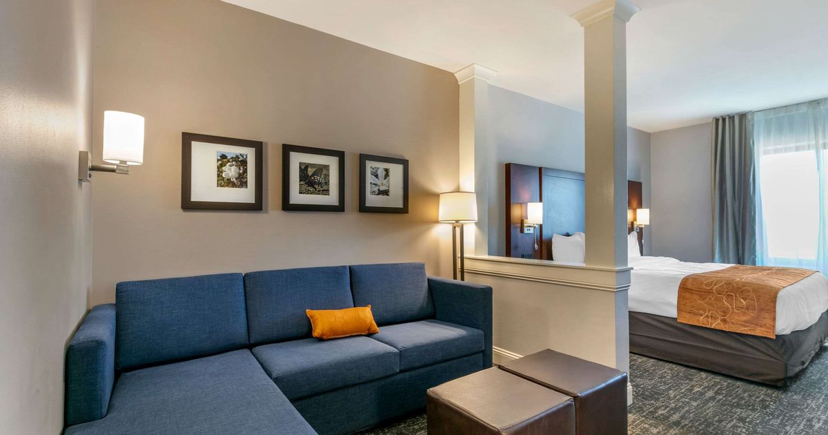 Comfort Suites North Tupelo from $93. Tupelo Hotel Deals & Reviews - KAYAK