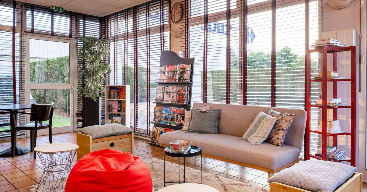 Comfort Hotel Montlucon from $45. Montluçon Hotel Deals & Reviews - KAYAK