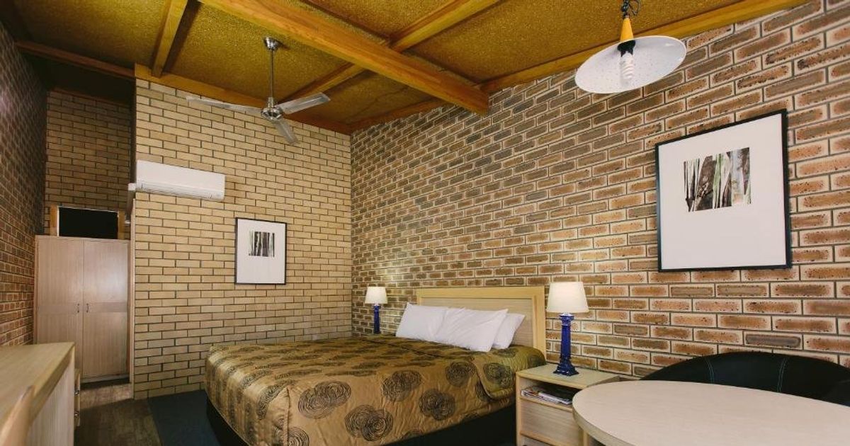 The Town House Motor Inn $118. Goondiwindi Hotel Deals & Reviews - KAYAK