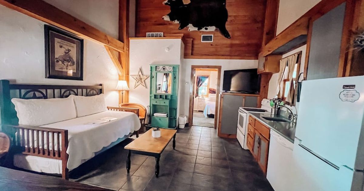 Gruene Cottages from $211. New Braunfels Hotel Deals & Reviews - KAYAK