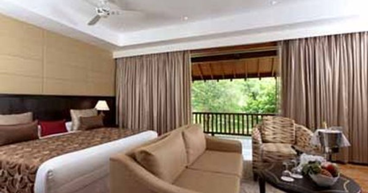 Amaya Lake Dambulla ₹ 6,653. Sigiriya Hotel Deals & Reviews - KAYAK