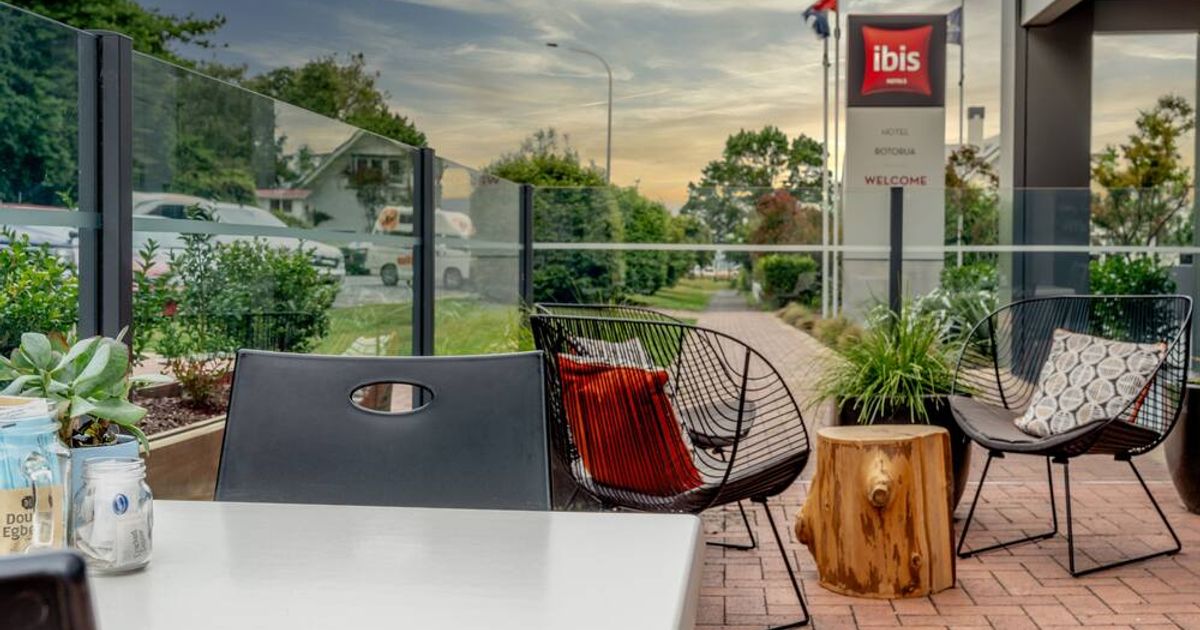 Ibis Rotorua £61. Rotorua Hotel Deals & Reviews - KAYAK