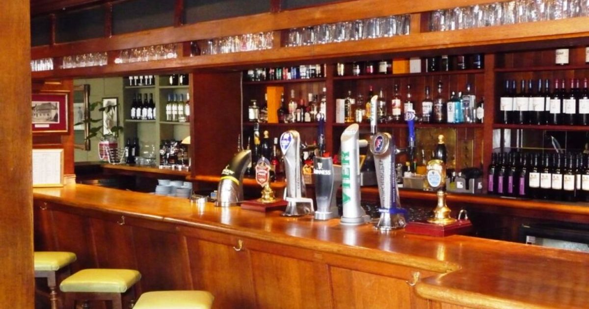 The George Hotel £46. Henfield Hotel Deals & Reviews - KAYAK