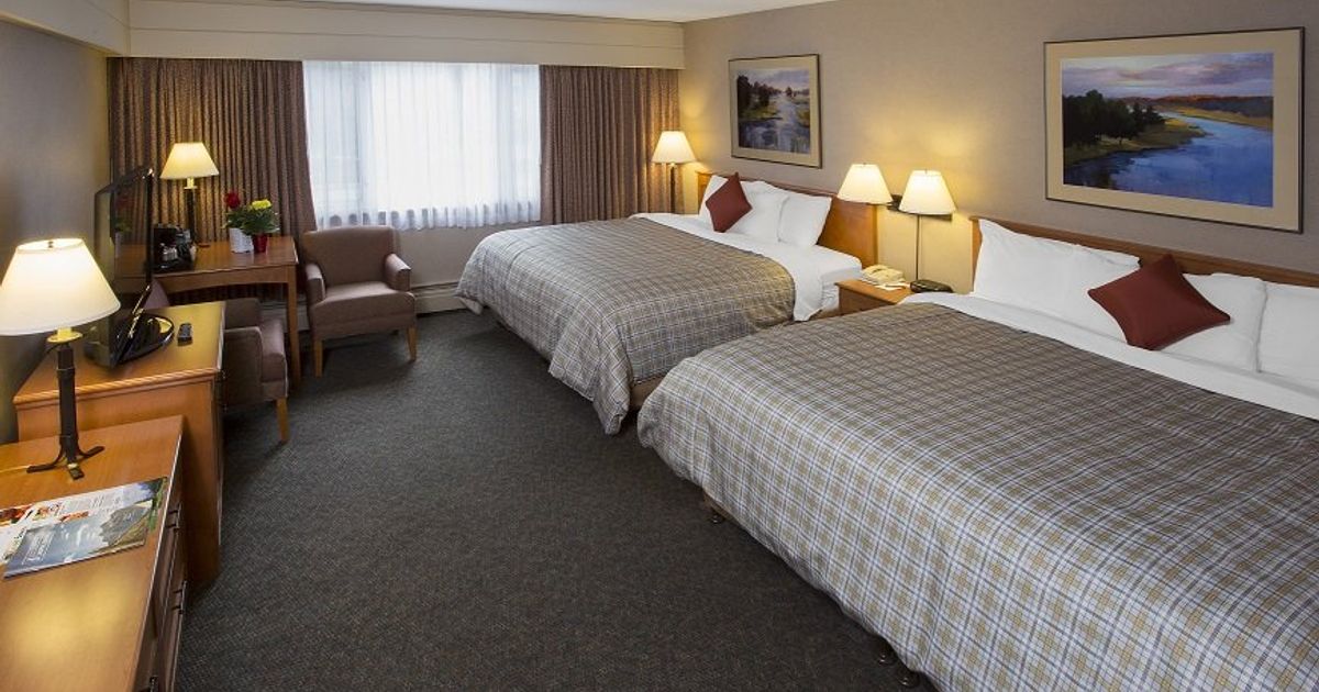 Lobstick Lodge a partir de R$ 477 (R̶$̶ ̶4̶.̶6̶9̶5̶). Lodges em Jasper ...