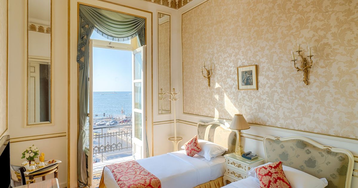 Le Metropole Luxury Heritage Hotel Since 1902 by Paradise Inn Group ...