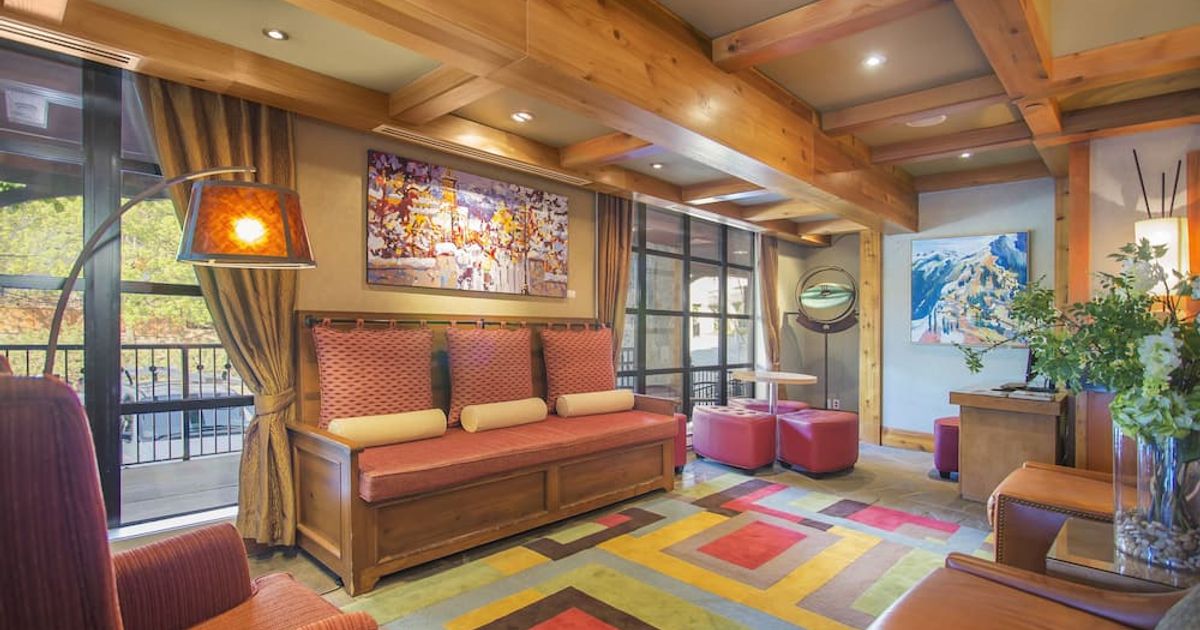 Carleton Lodge from $163. Whistler Hotel Deals & Reviews - KAYAK