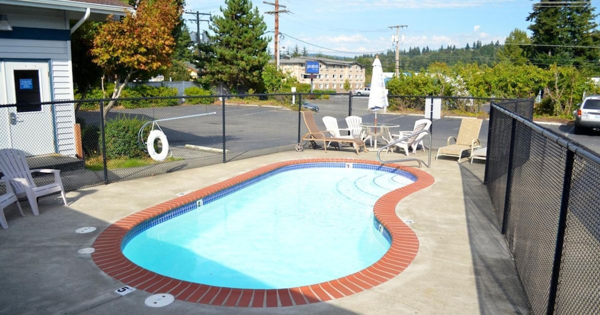 Bellingham Lodge from $66. Bellingham Hotel Deals & Reviews - KAYAK