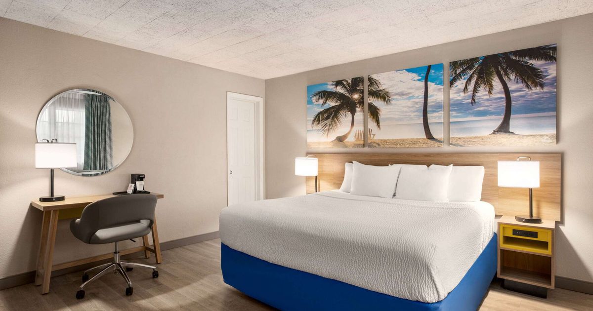 Days Inn by Wyndham Miami Airport North from $8. Miami Springs Hotel ...