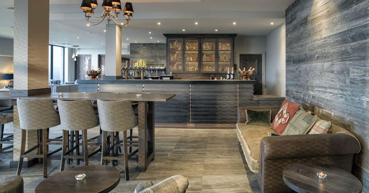 Boulevard Hotel od 2 221 Kč. Blackpool Hotely - KAYAK