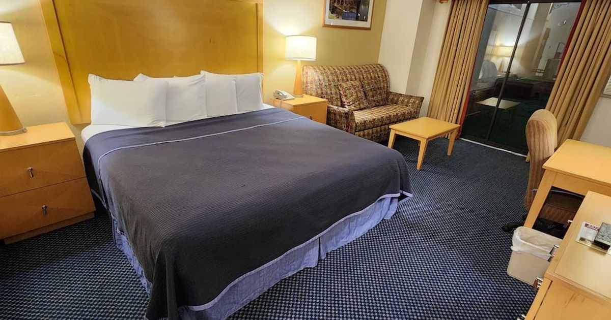 Katahdin Inn & Suites from $109. Millinocket Hotel Deals & Reviews - KAYAK