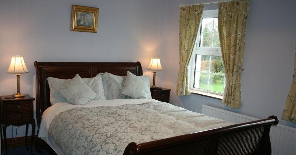 Avarest Bunratty B&B from $156. Bunratty Hotel Deals & Reviews - KAYAK