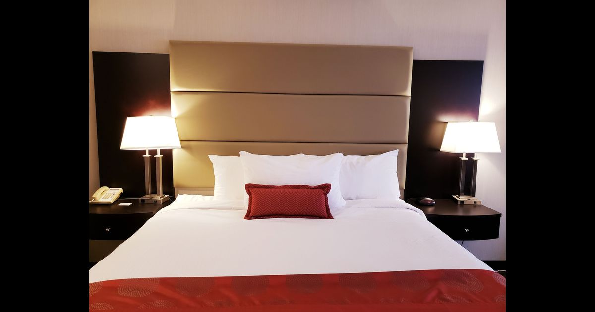 Ramada by Wyndham Saskatoon in Saskatoon, Canada from $81: Deals ...