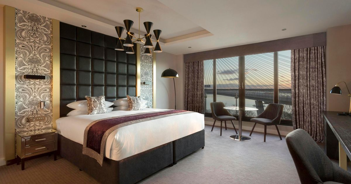 DoubleTree by Hilton Edinburgh - Queensferry Crossing desde $1,950 ...